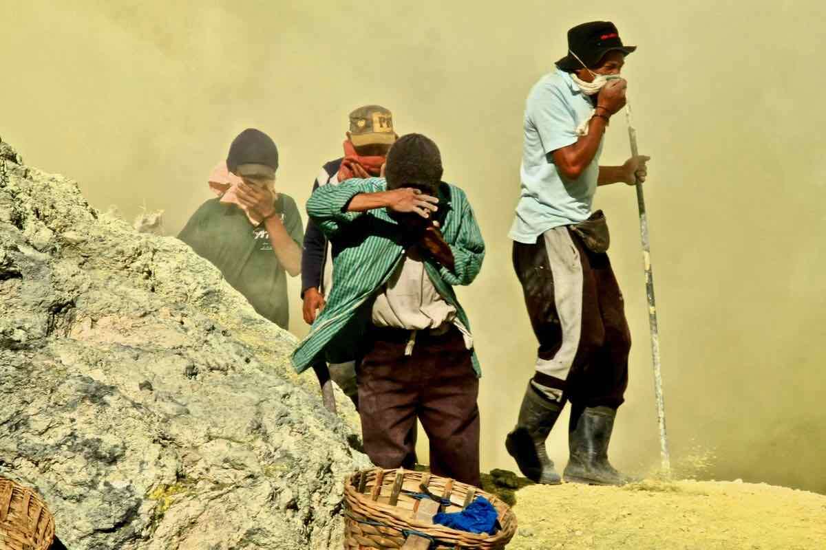 Toxins in the Body: Symptoms of your Toxic Burden